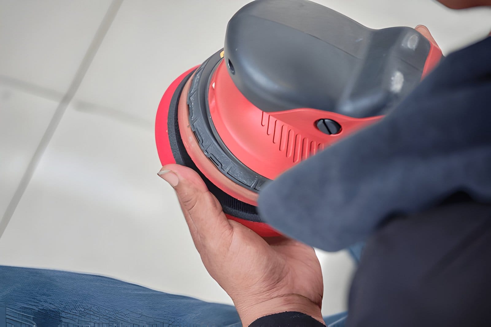 Glass-Like Finish: Best Polishing Compound for Epoxy Resin